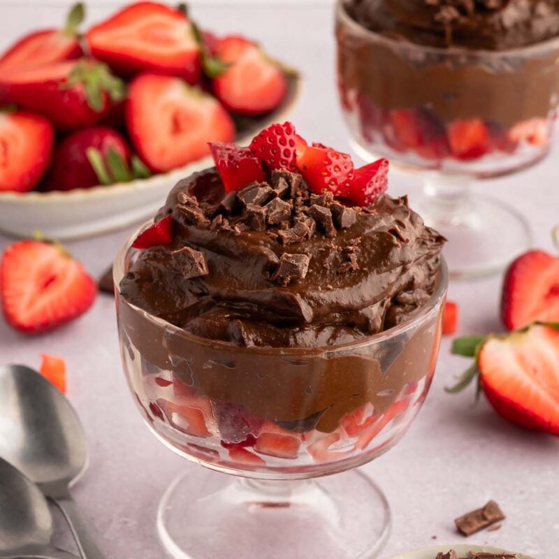 Chocolate Avocado Pudding - The Clean Eating Couple