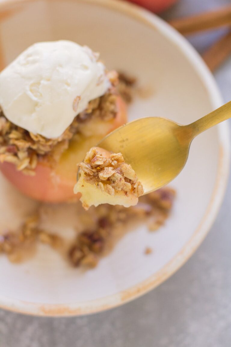 Best Baked Cinnamon Apples Dessert | The Clean Eating Couple