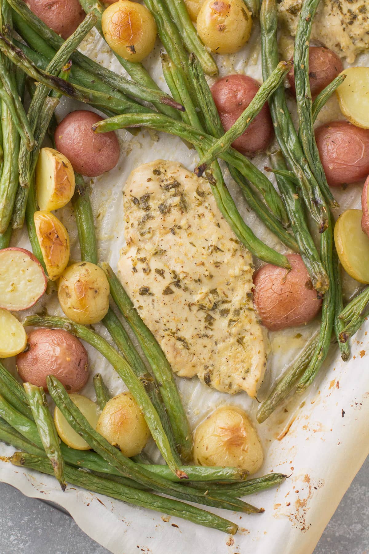 Lemon Garlic Chicken Dinner - The Clean Eating Couple