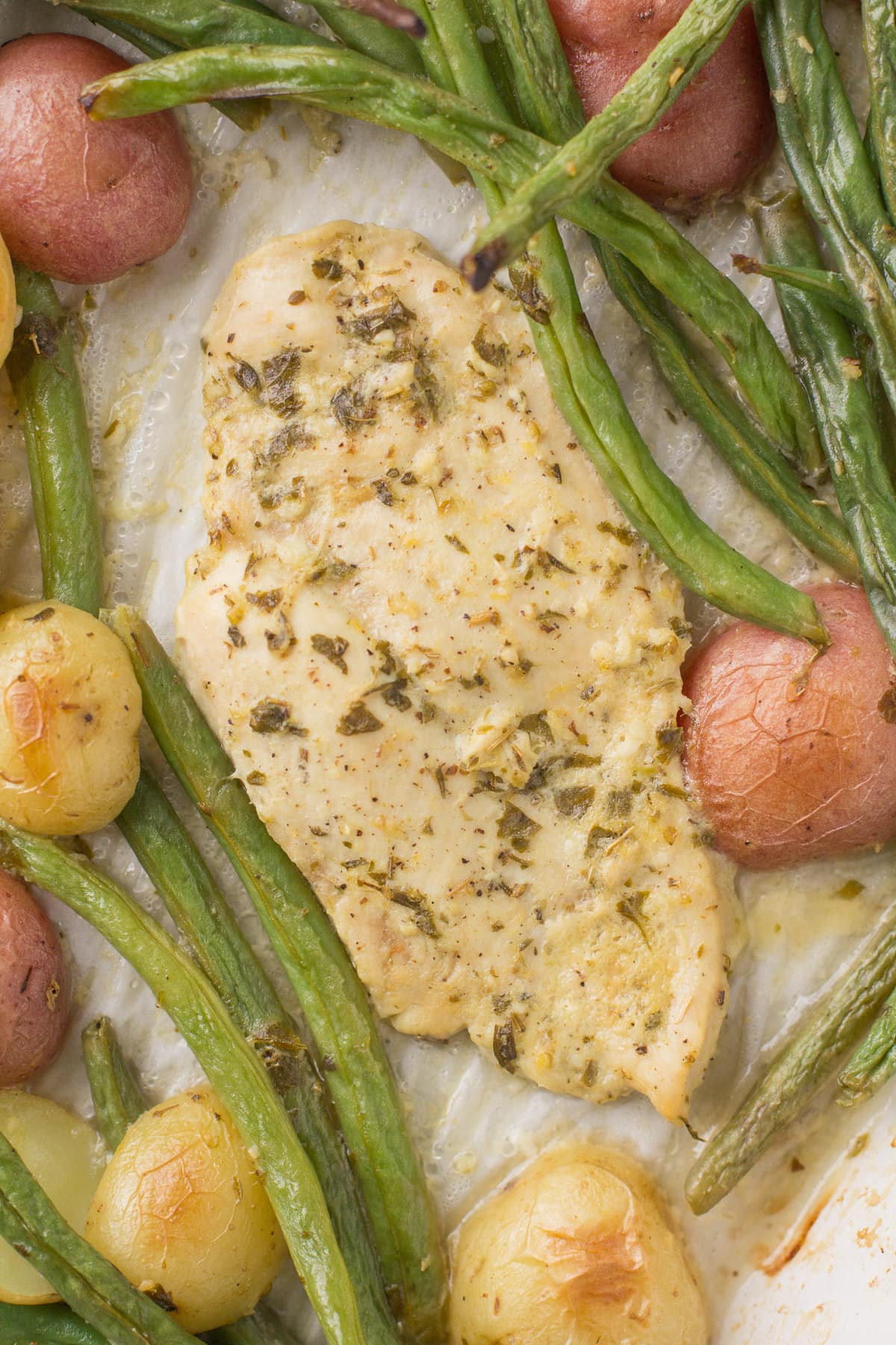 Lemon Garlic Chicken Dinner - The Clean Eating Couple