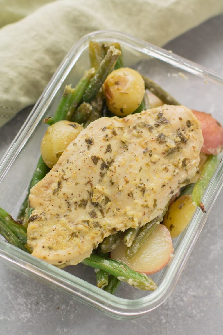 Lemon Garlic Chicken Dinner - The Clean Eating Couple