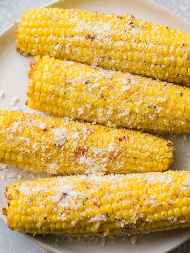 Garlic Parmesan Corn - The Clean Eating Couple