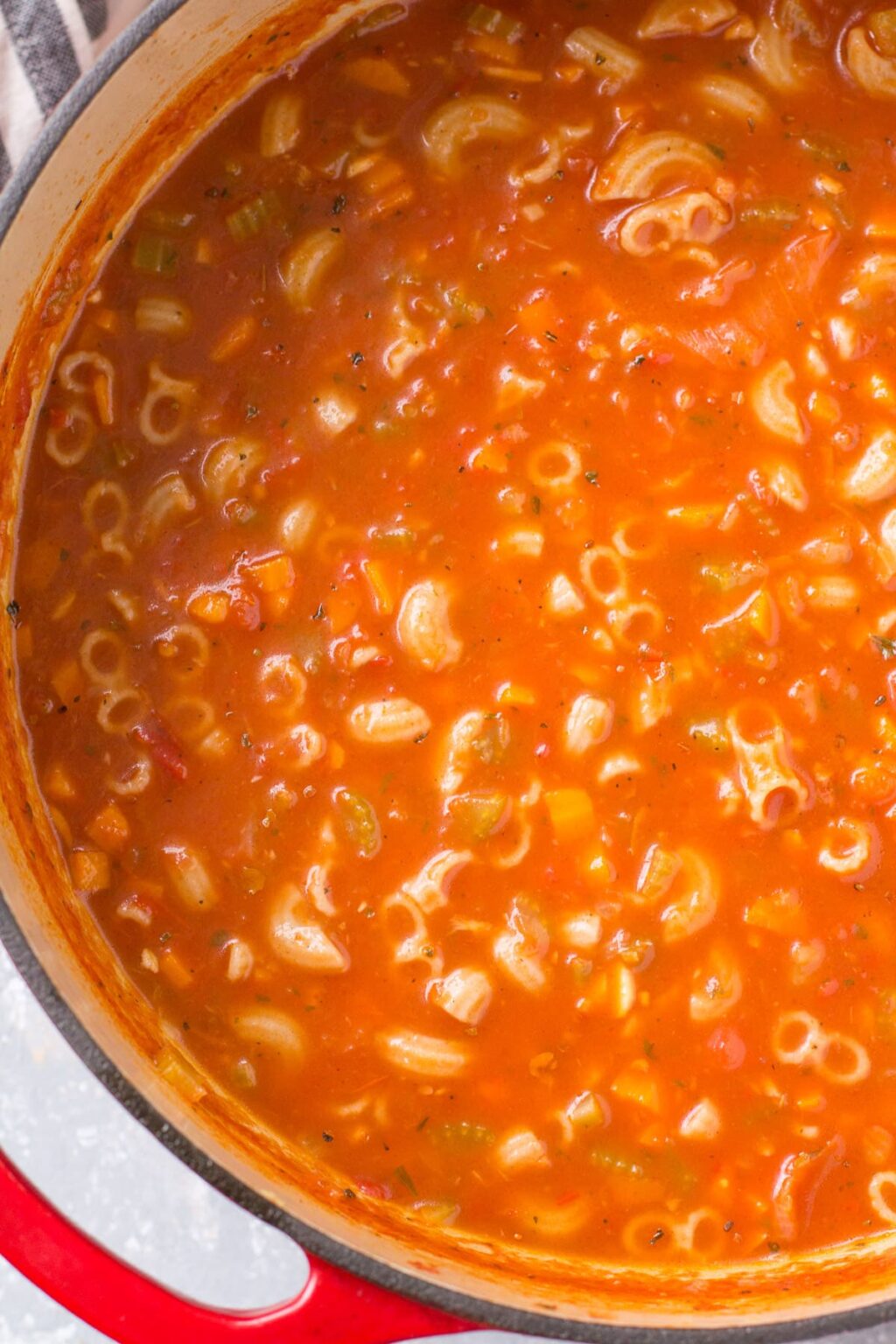 Easy Minestrone Soup Recipe [Quick!] - The Clean Eating Couple