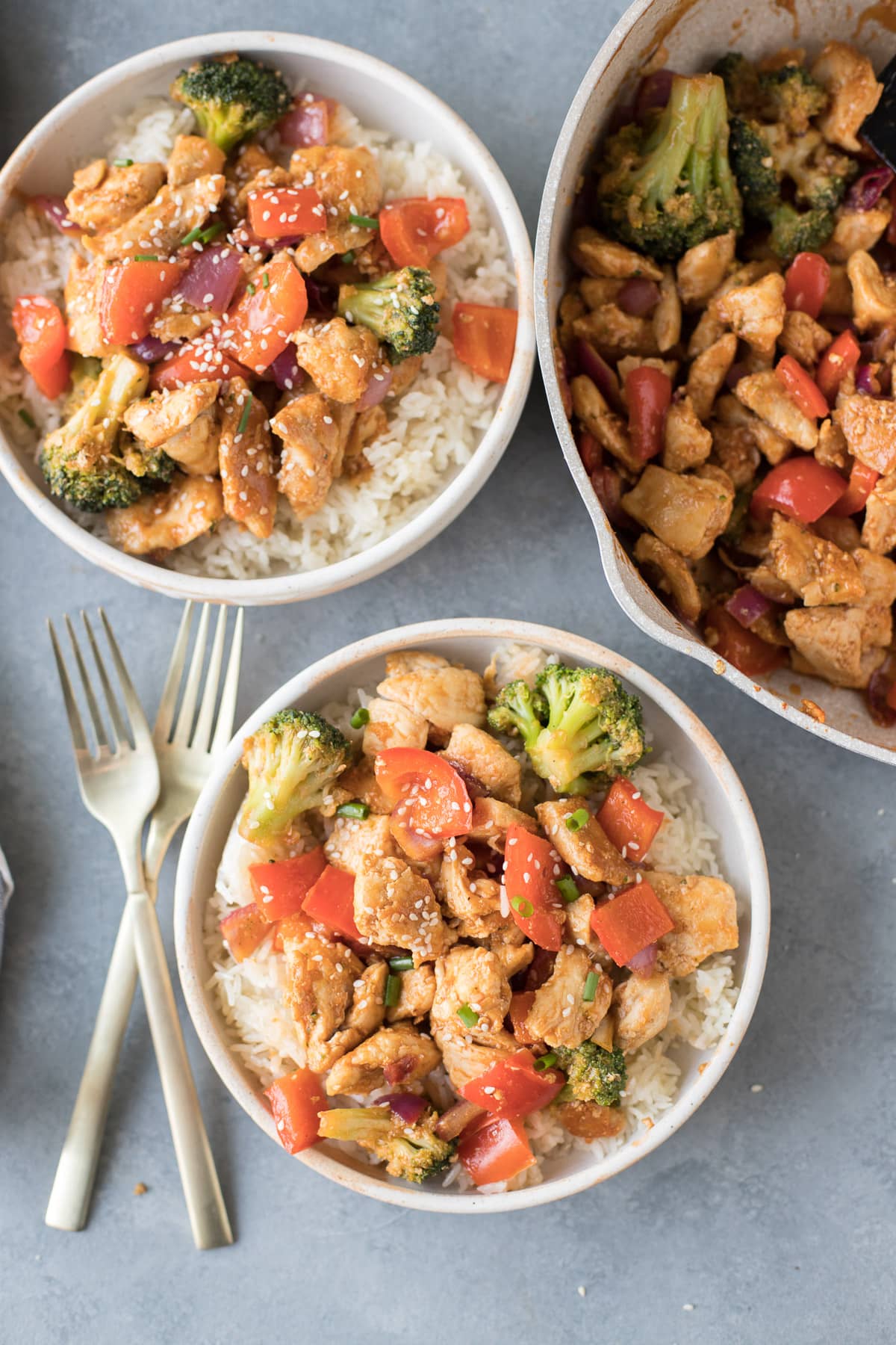 Healthy Sweet and Sour Chicken Recipe - The Clean Eating Couple