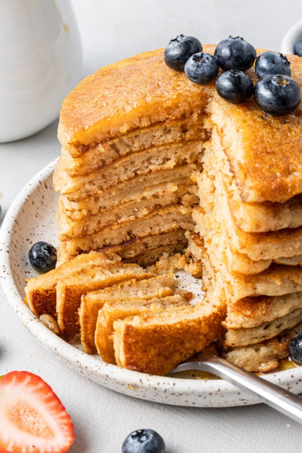 Healthy Homemade Pancakes - The Clean Eating Couple