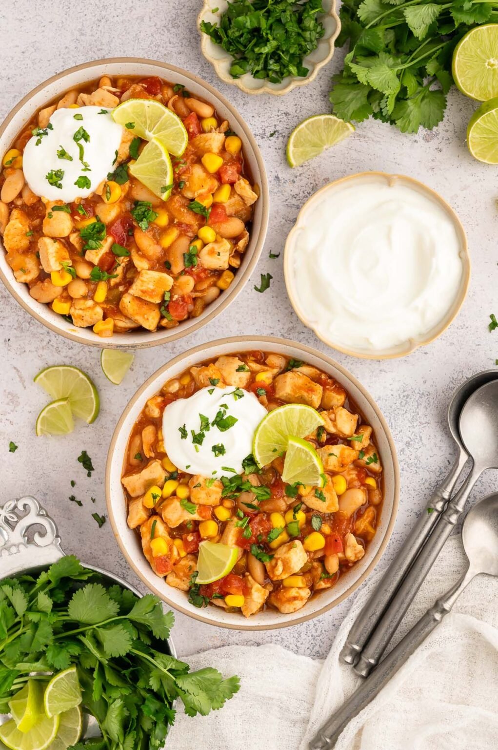 White Bean Chicken Chili [Secretly Healthy!] | The Clean Eating Couple