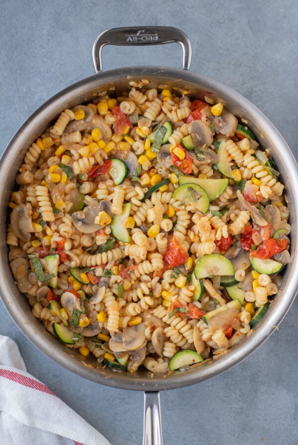 Vegetable Pasta Primavera Recipe - The Clean Eating Couple