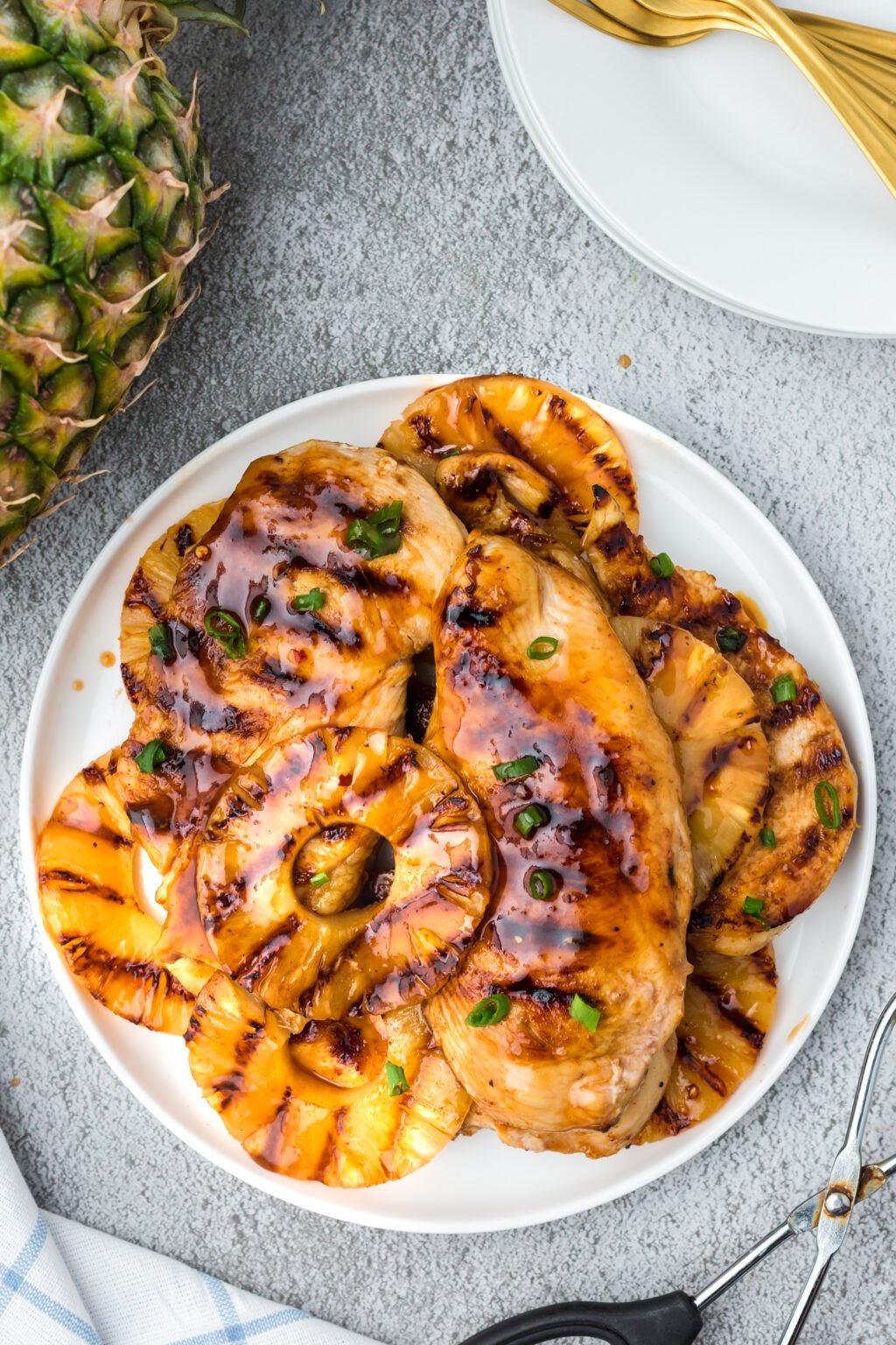 Pineapple Grilled Chicken | The Clean Eating Couple