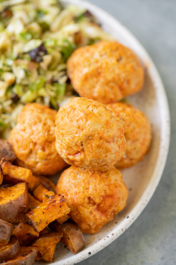 Buffalo Chicken Meatball Recipe - The Clean Eating Couple