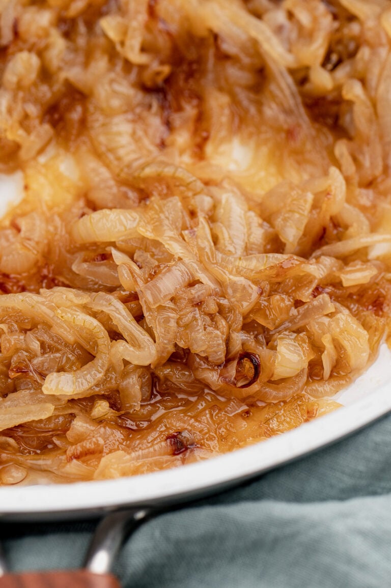 The Best Easy Caramelized Onions | The Clean Eating Couple