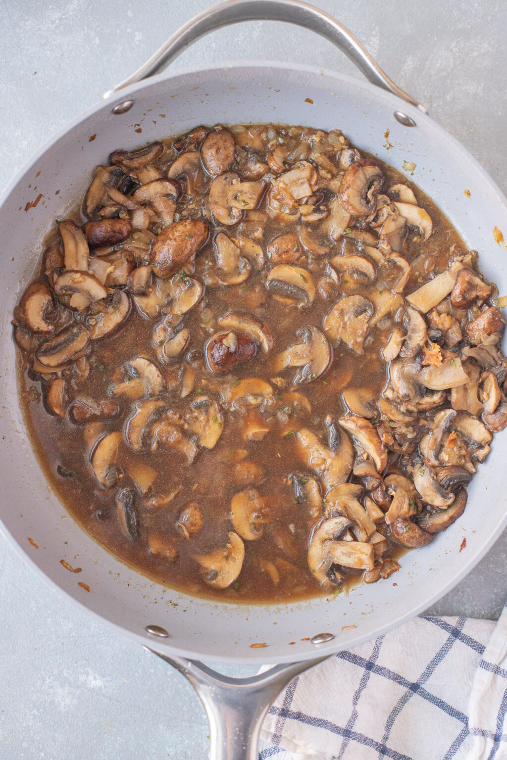 Healthy Chicken Marsala | The Clean Eating Couple