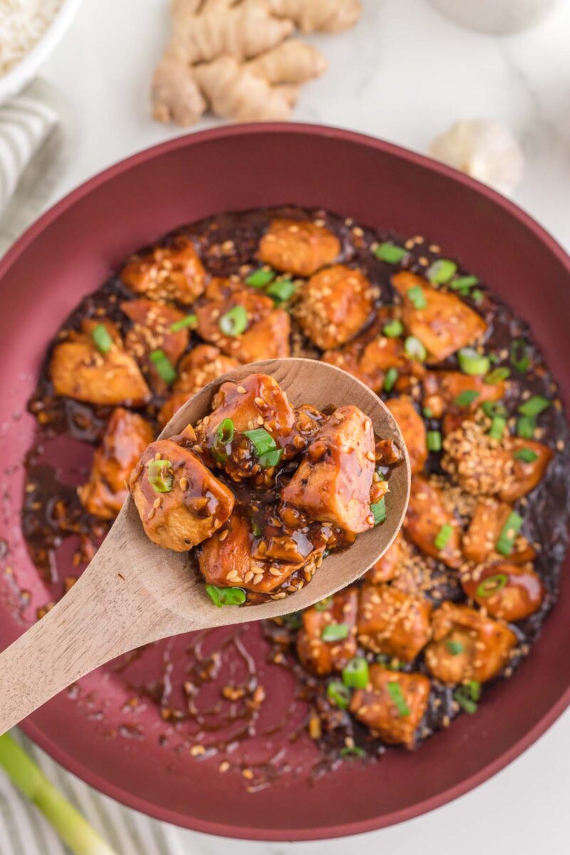 Garlic Ginger Chicken Recipe | The Clean Eating Couple