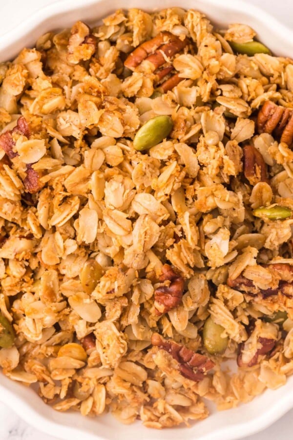 Granola (Gluten Free) - The Clean Eating Couple