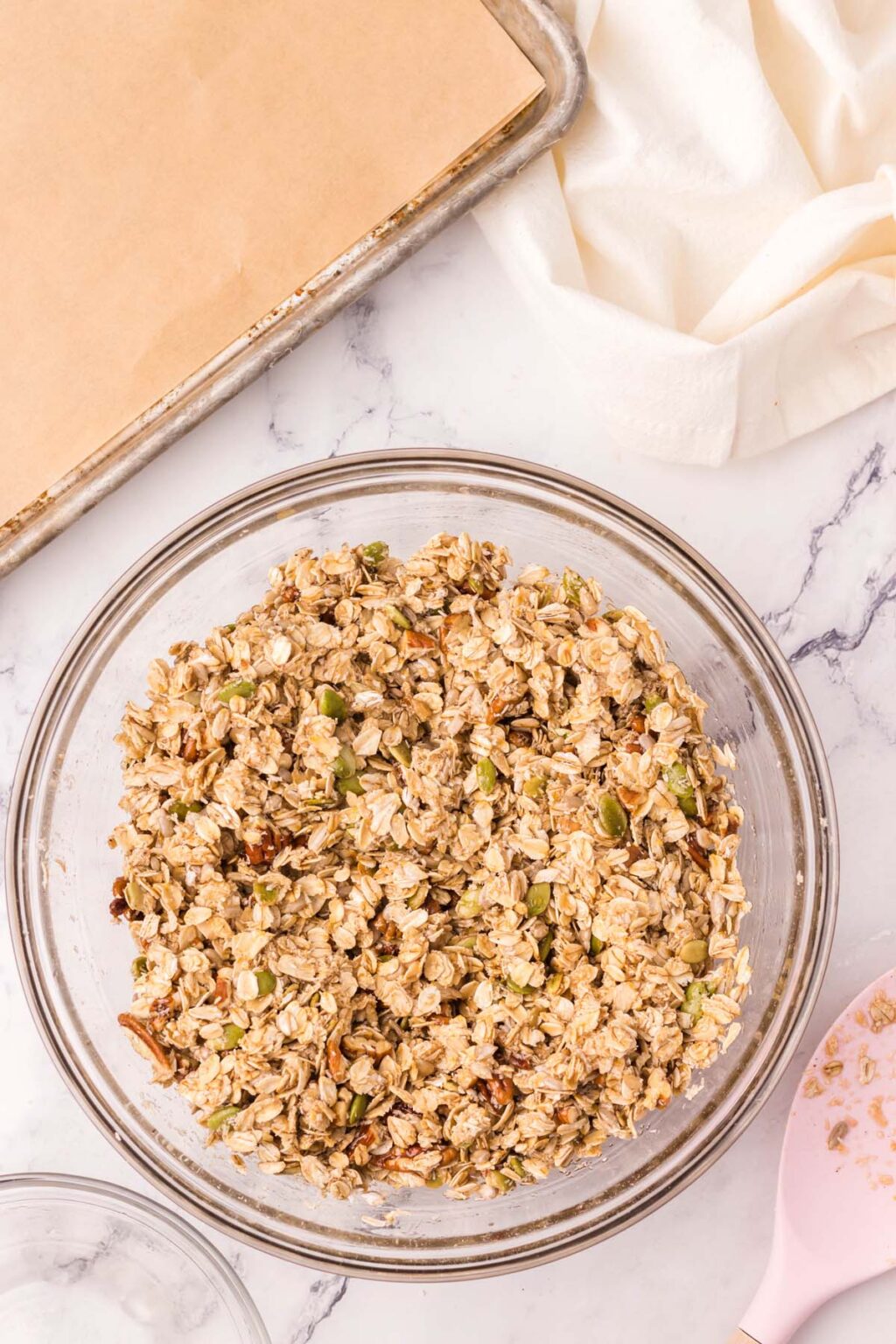 Granola (Gluten Free) - The Clean Eating Couple
