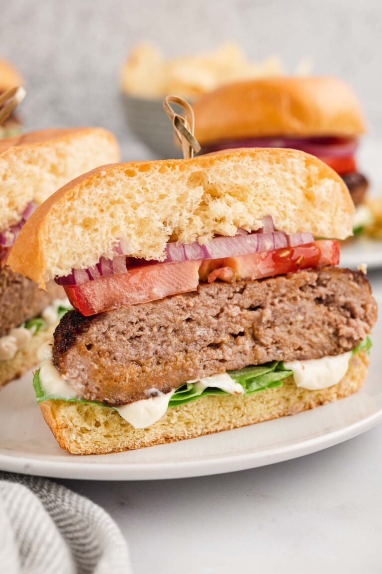 Healthy Turkey Burgers | The Clean Eating Couple