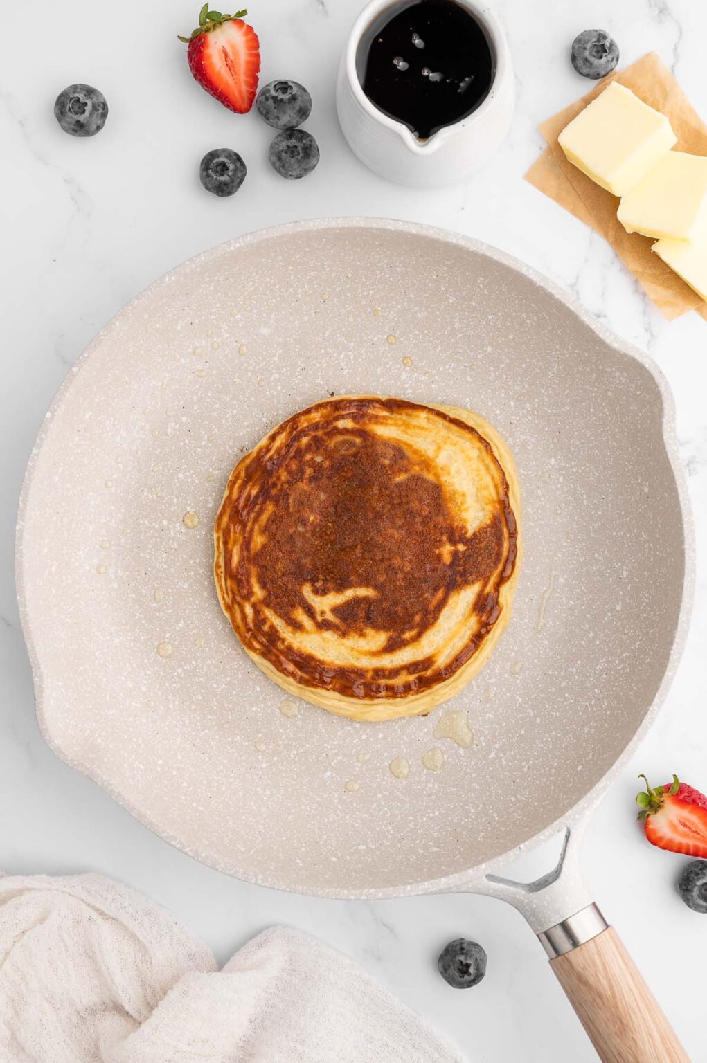 Protein Pancakes Recipe — 16 Grams of Protein Per Serving!