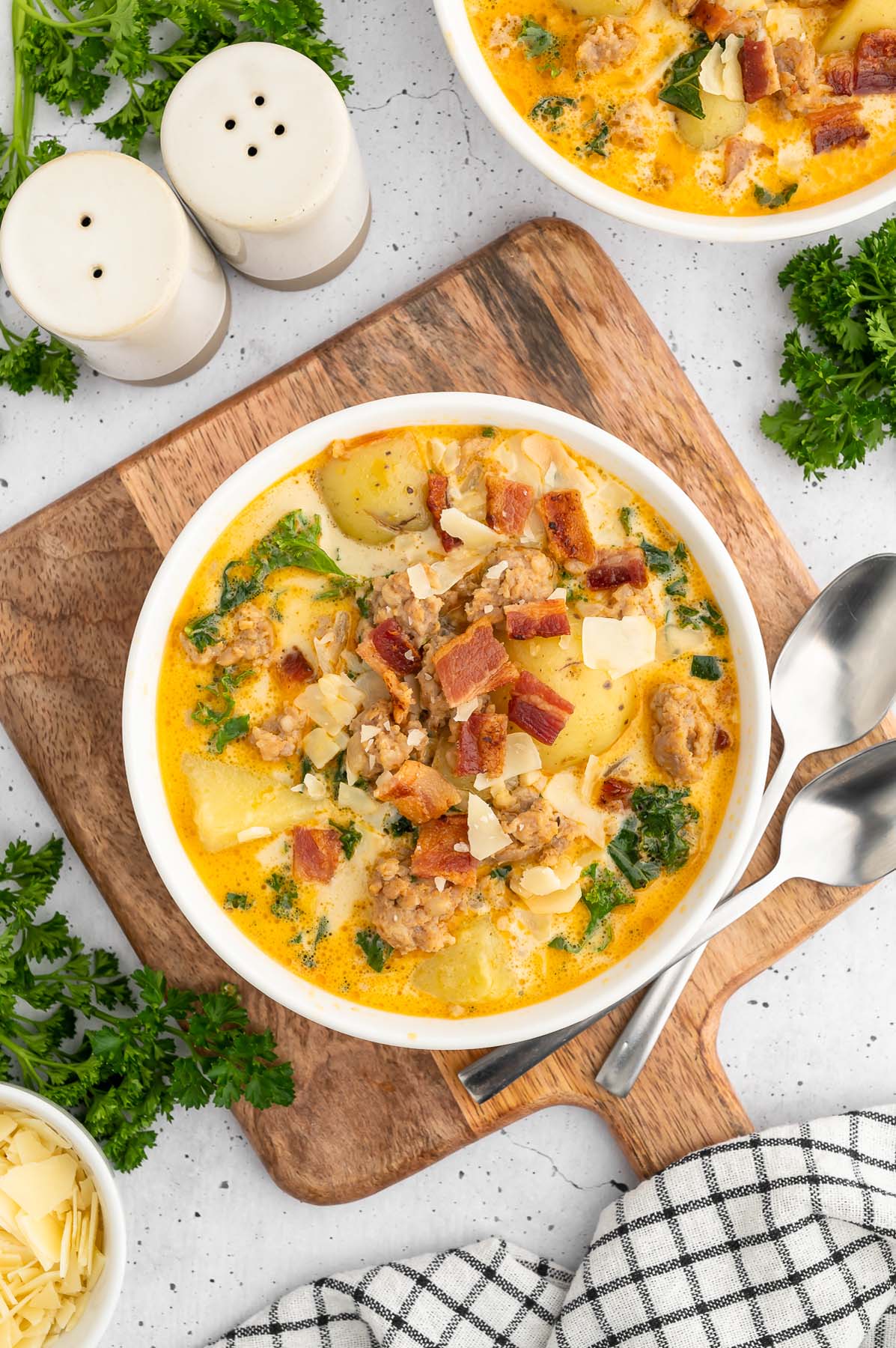 Healthy Zuppa Toscana Soup | The Clean Eating Couple