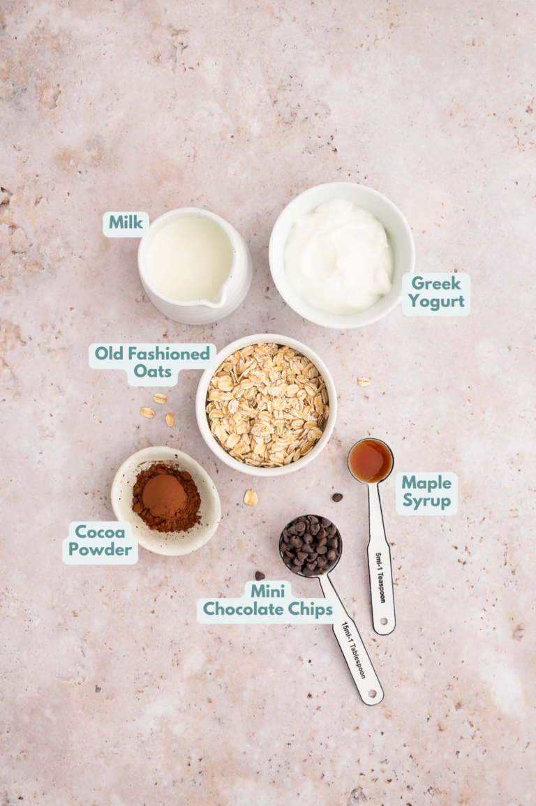 Healthy Chocolate Overnight Oats | The Clean Eating Couple