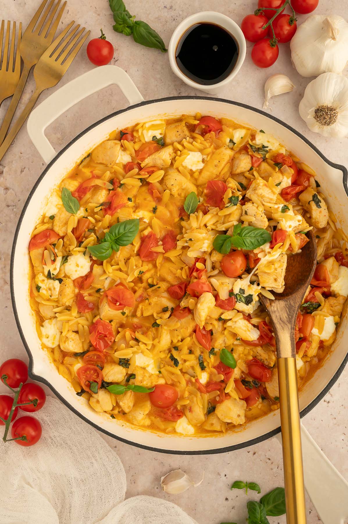 One Pot Caprese Chicken Orzo [High Protein!] - The Clean Eating Couple